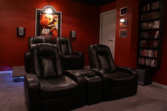 Nickj4384's Home Theater Gallery - Redroom Cinema 2009 (64 photos)