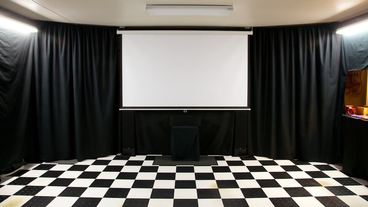 MEB's Home Theater Gallery - Booth Bijou (17 photos)