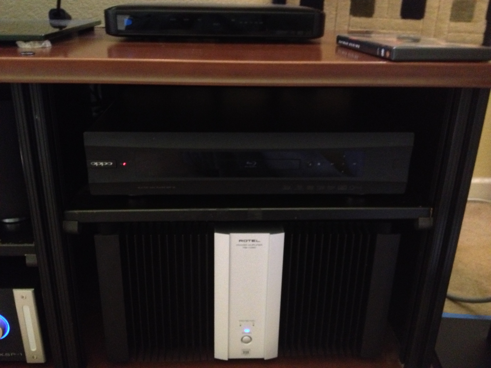 rpr2's Home Theater Gallery - RPR2's Theater (25 photos)