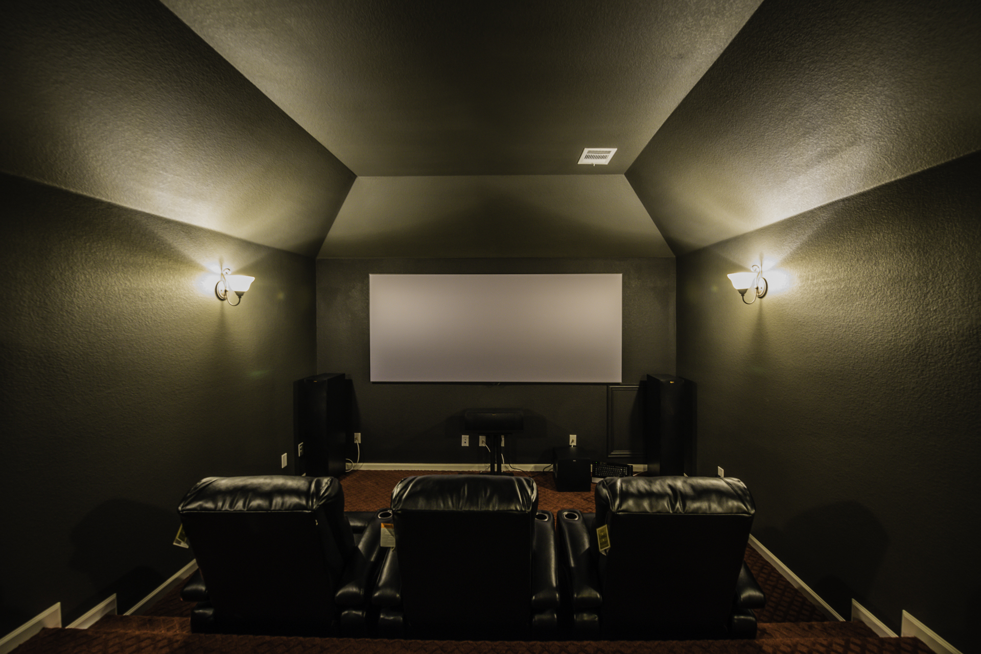 aniv's Home Theater Gallery - Media Room (13 photos)