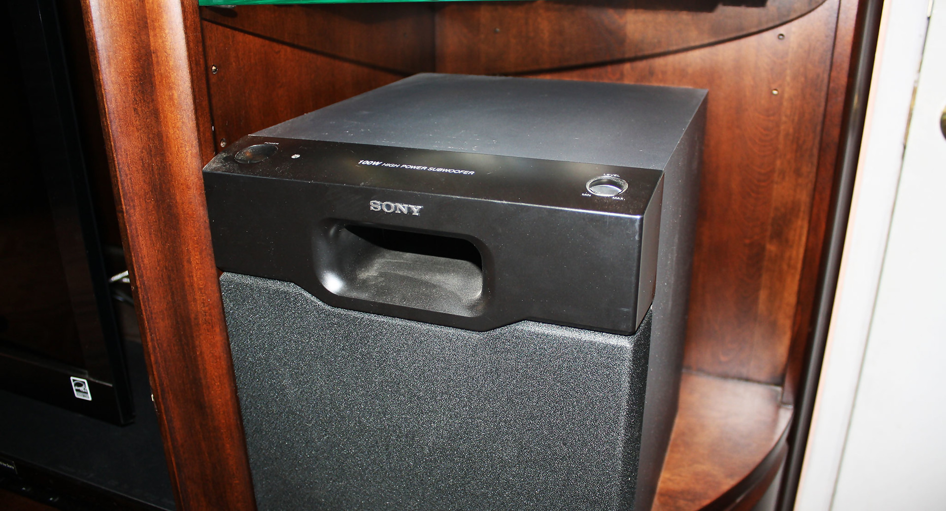 ESP1138's Home Theater Gallery - ESP1138's New Home Cinema (64 photos)