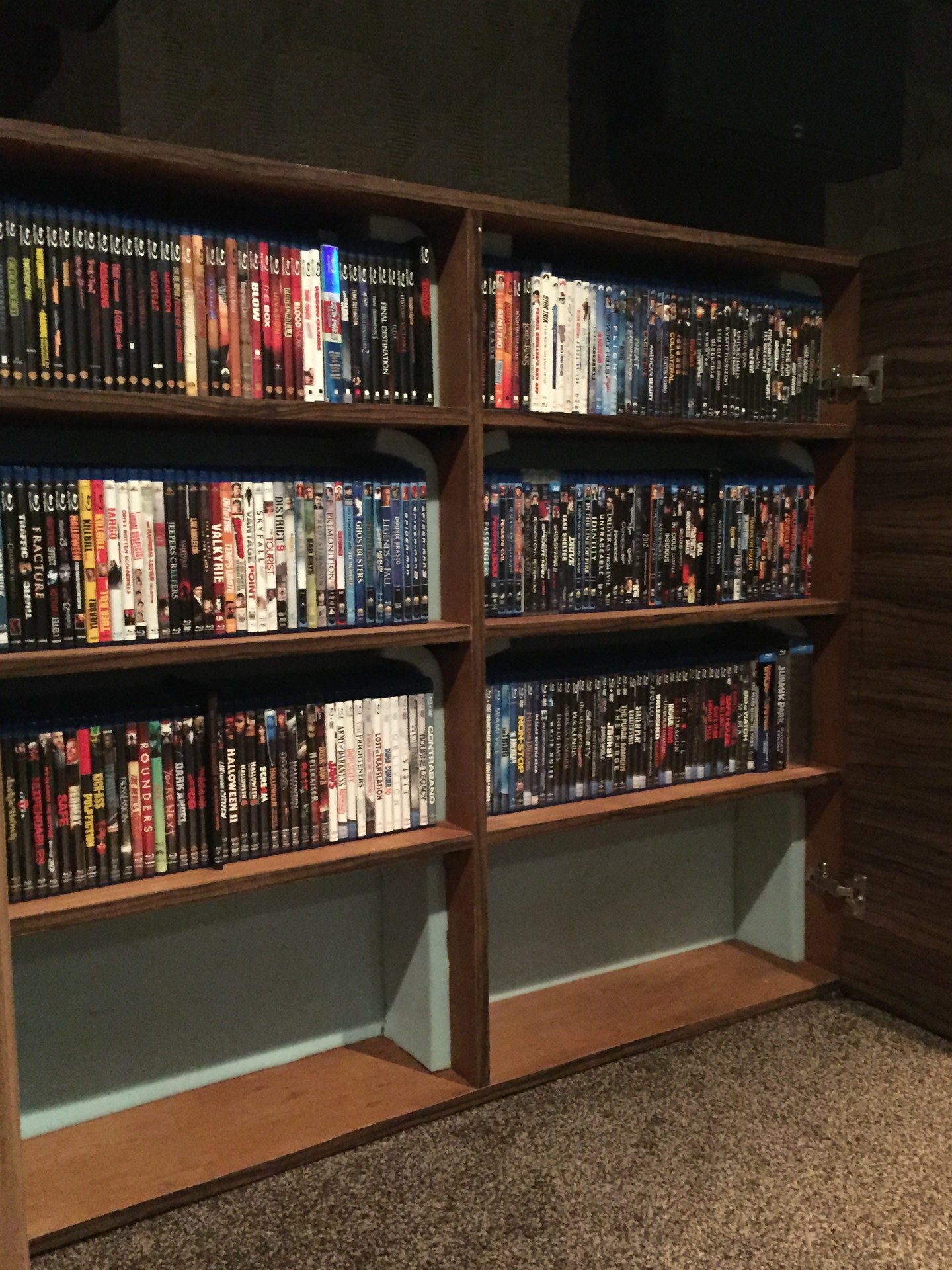 jonmoz's Home Theater Gallery - My Home Cinema (40 photos)