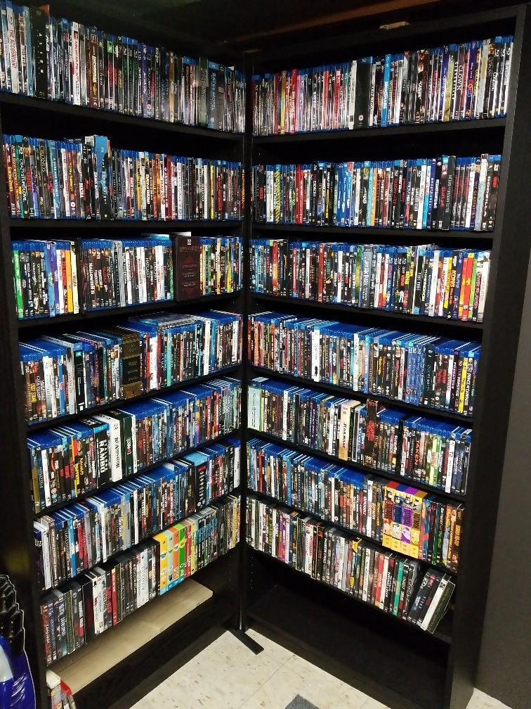 umich08's Home Theater Gallery - Man Cave (84 photos)
