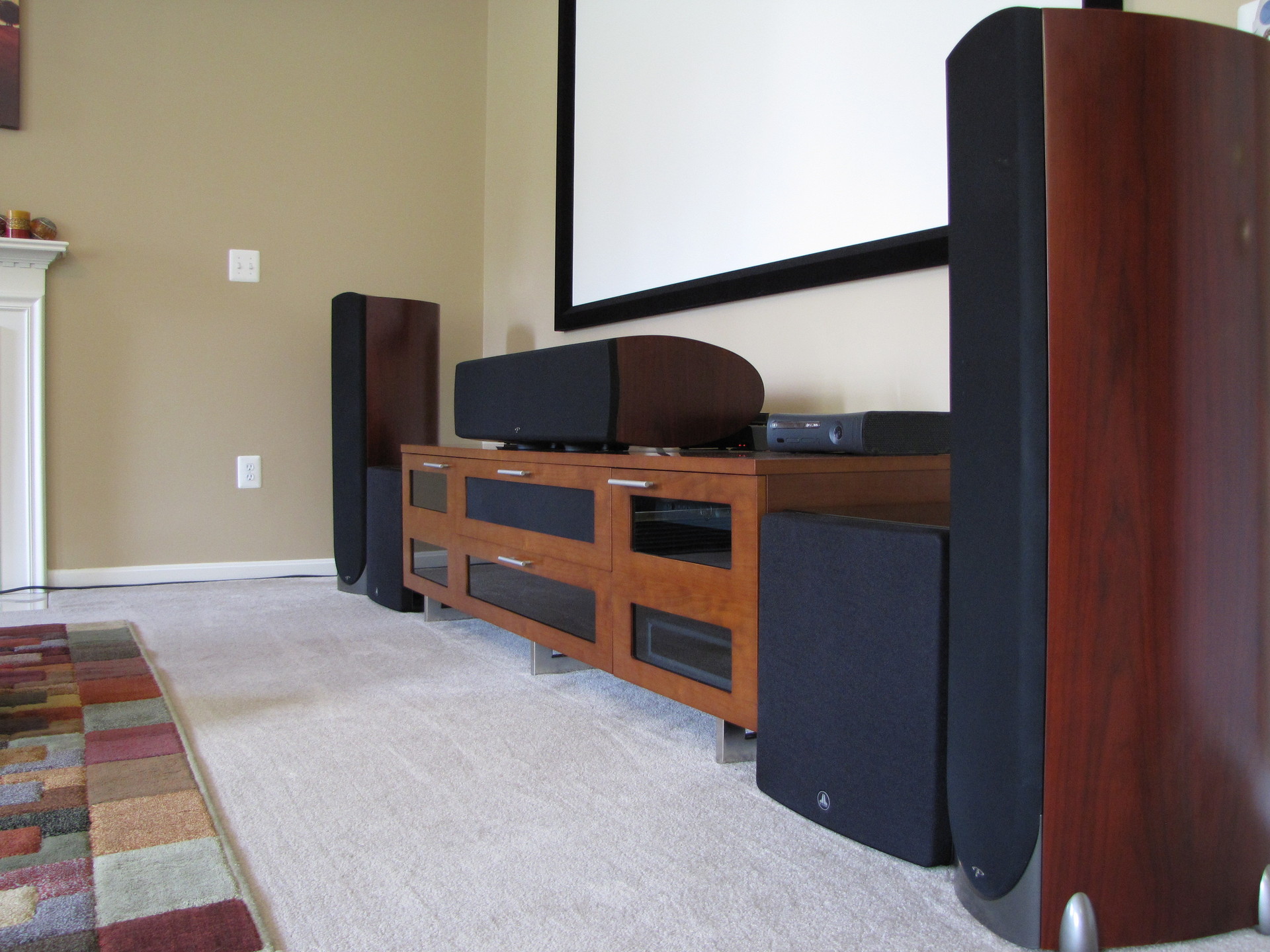 KCWolfPck's Home Theater Gallery - Paradigm Home Theater (45 photos)