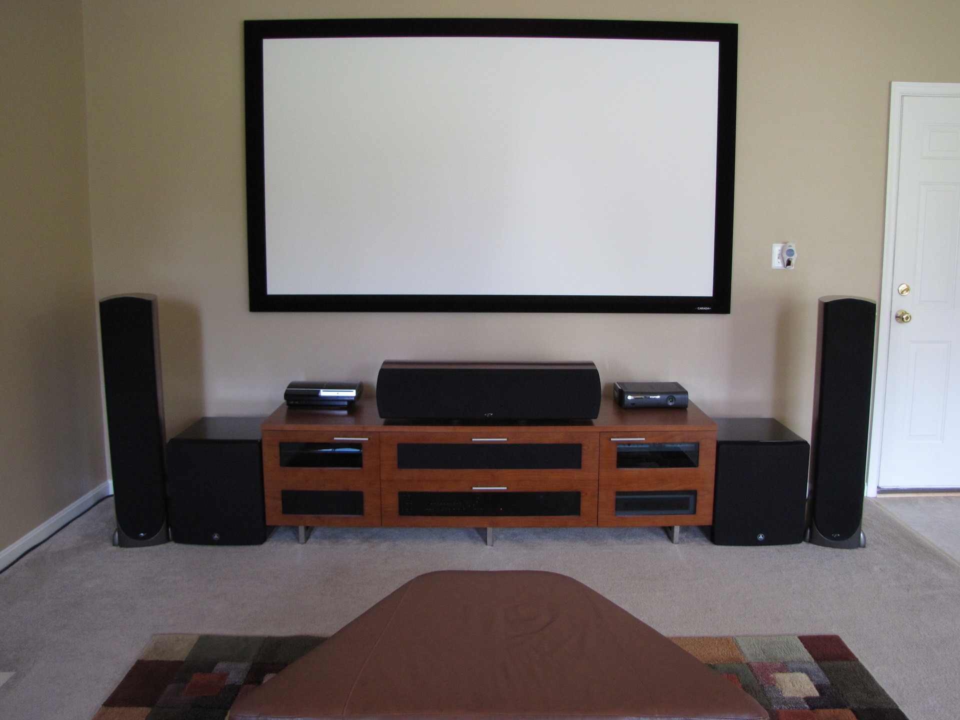 KCWolfPck's Home Theater Gallery - Paradigm Home Theater (45 photos)