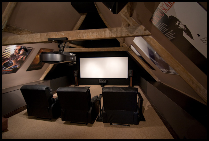 shockabuku's Home Theater Gallery - batbarn (37 photos)