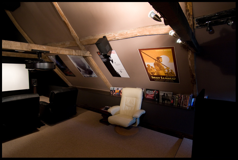shockabuku's Home Theater Gallery - batbarn (37 photos)