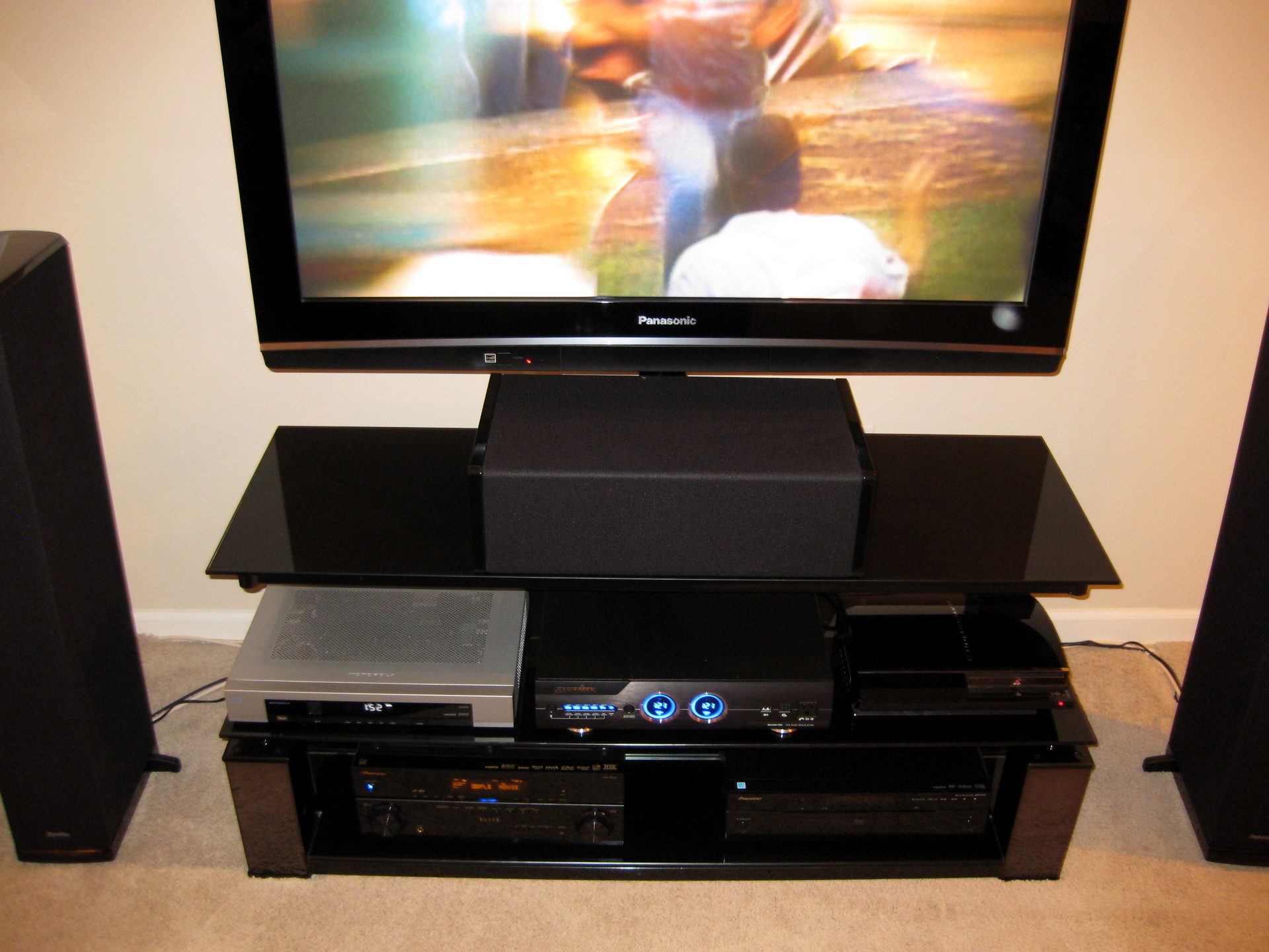 bryce.thompson's Home Theater Gallery - Home Theater (20 photos)