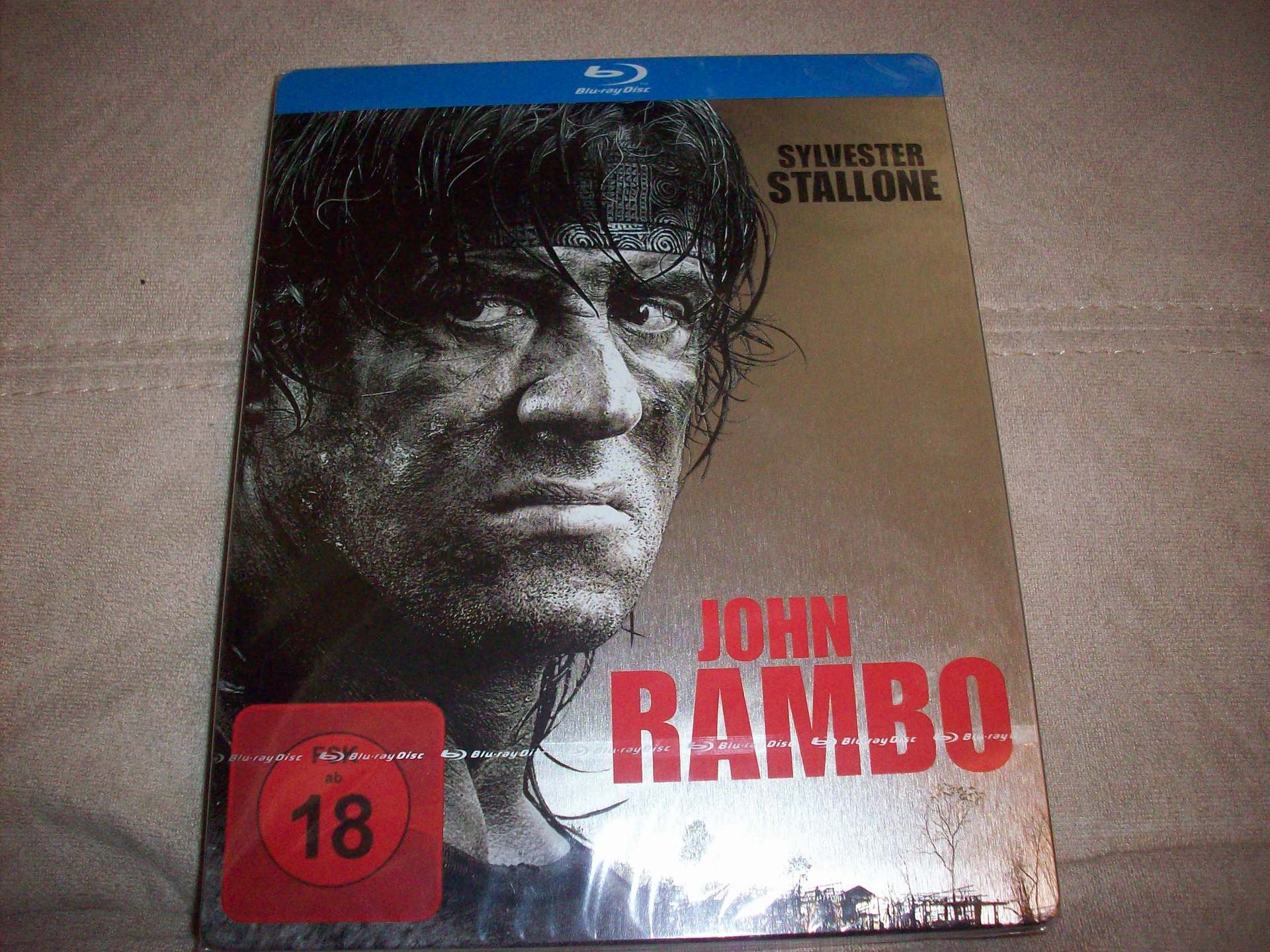 mikeyt912's Home Theater Gallery - Steelbooks (95 photos)