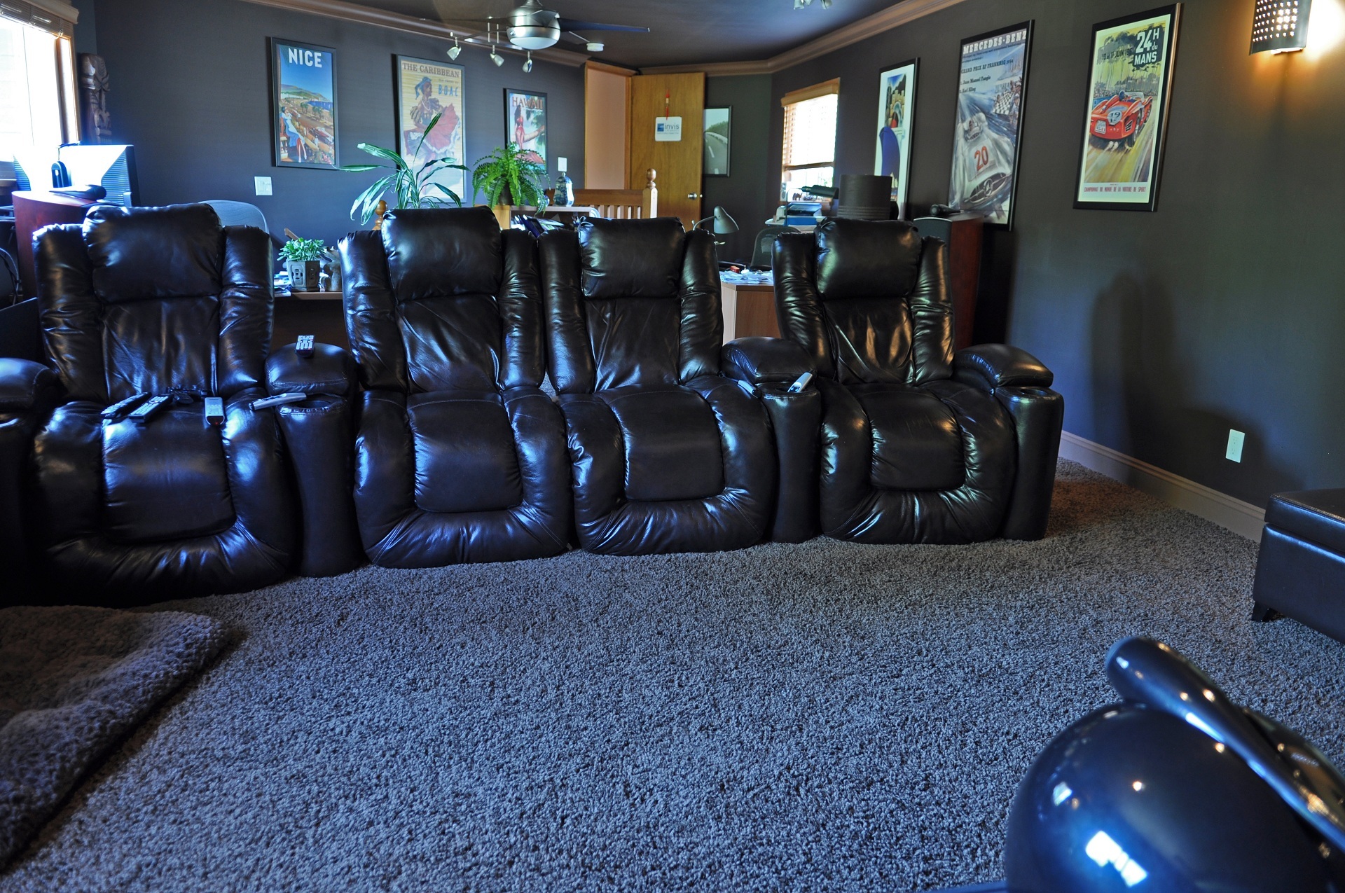 KahunaCanuck's Home Theater Gallery - Home Theater (34 photos)