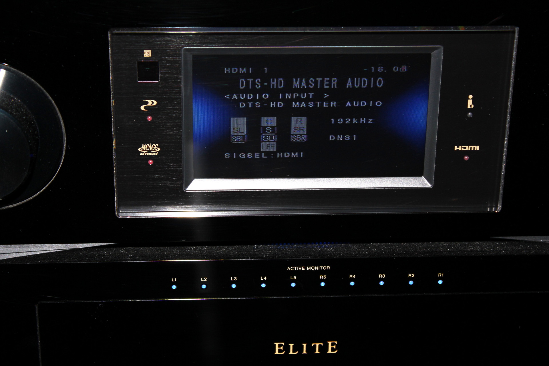 BLUTRIG's Home Theater Gallery - old HT Photo by cellphone (163 photos)