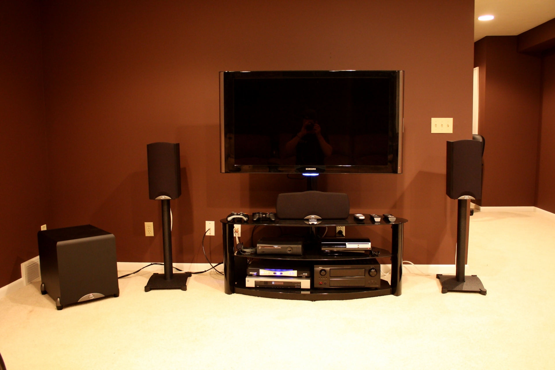 NickRo7C's Home Theater Gallery - My HT/TV/Video Game/Multi-Purpose ...
