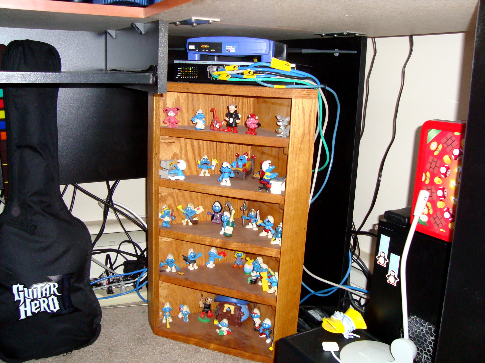 grizzlybrett13's Home Theater Gallery - The Old Calgary Cubicle (39 photos)