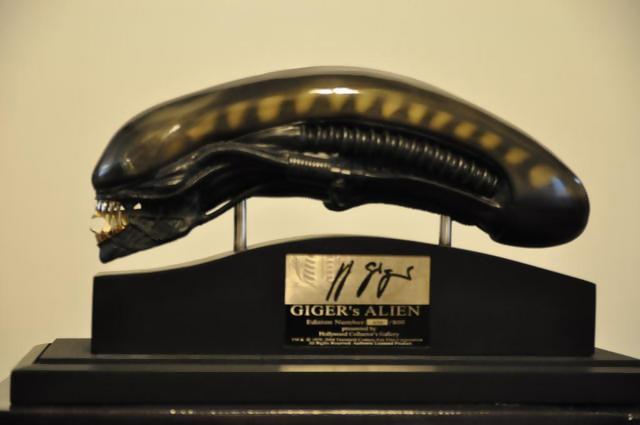 rkolinski's Home Theater Gallery - Giger/Alien/Species (184 photos)