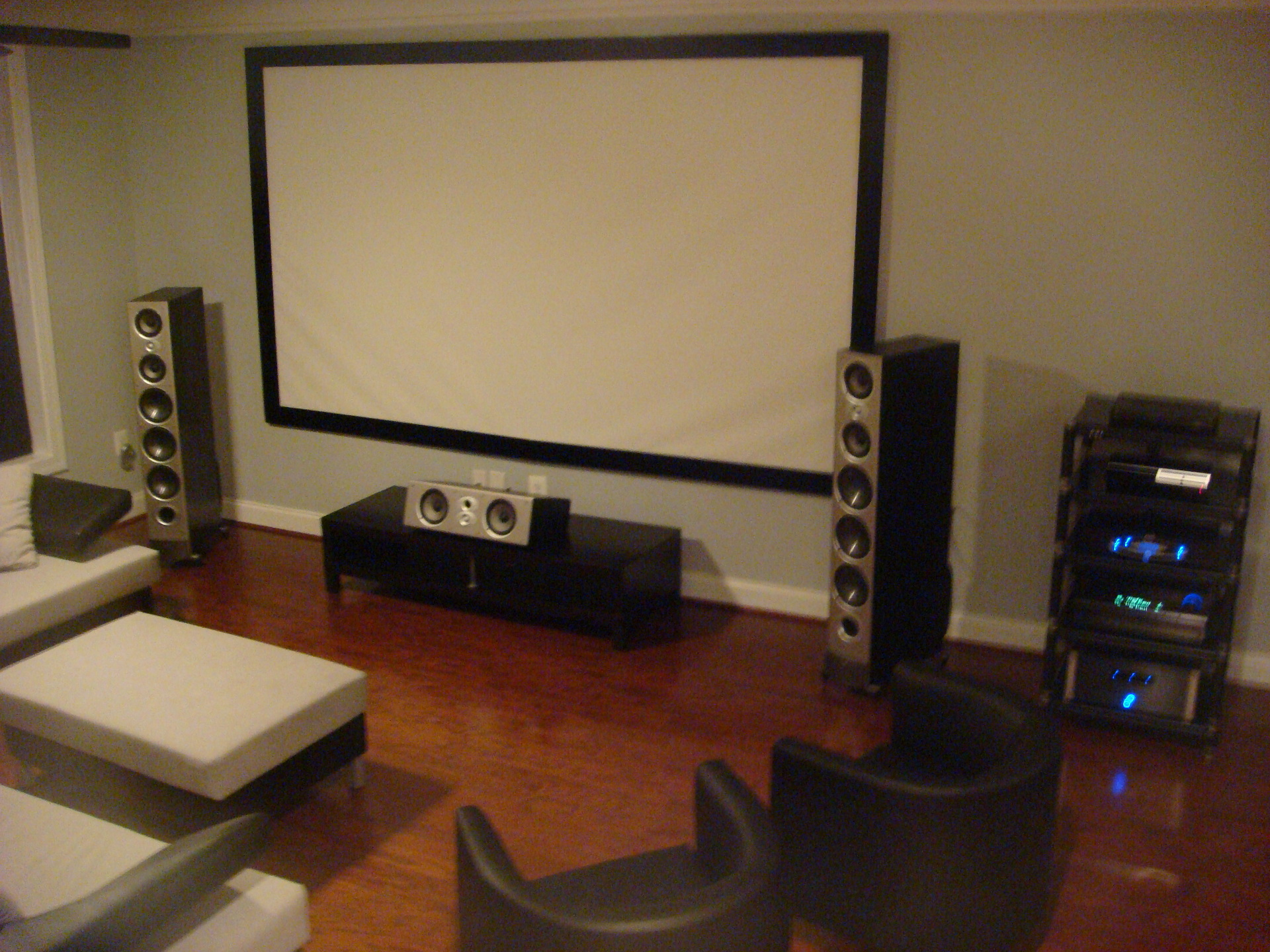 minimo's Home Theater Gallery - My Home Theater (42 photos)