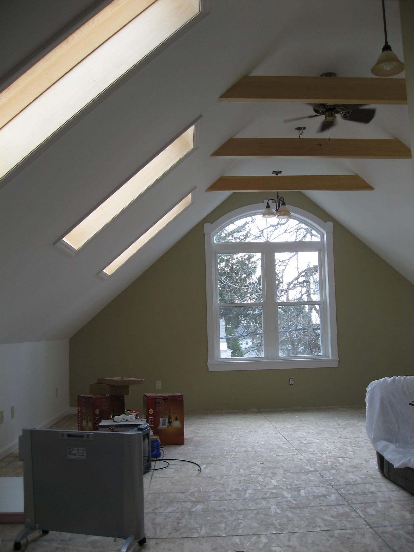 joeren's Home Theater Gallery - Attic conversion to home theater and ...