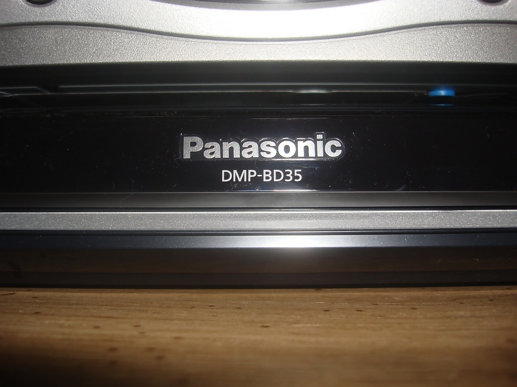 cmjeanphilippe's Home Theater Gallery - Revised set up (9 photos)