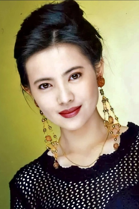 Yammie Kit-Ying Lam