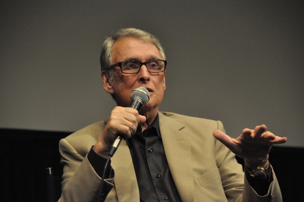 Mike Nichols (I)