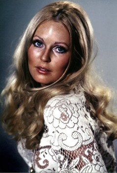 Veronica Carlson