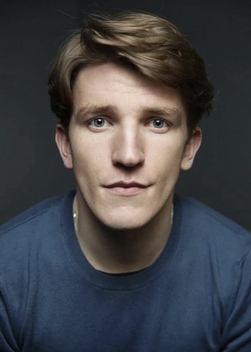 Ewan Mitchell