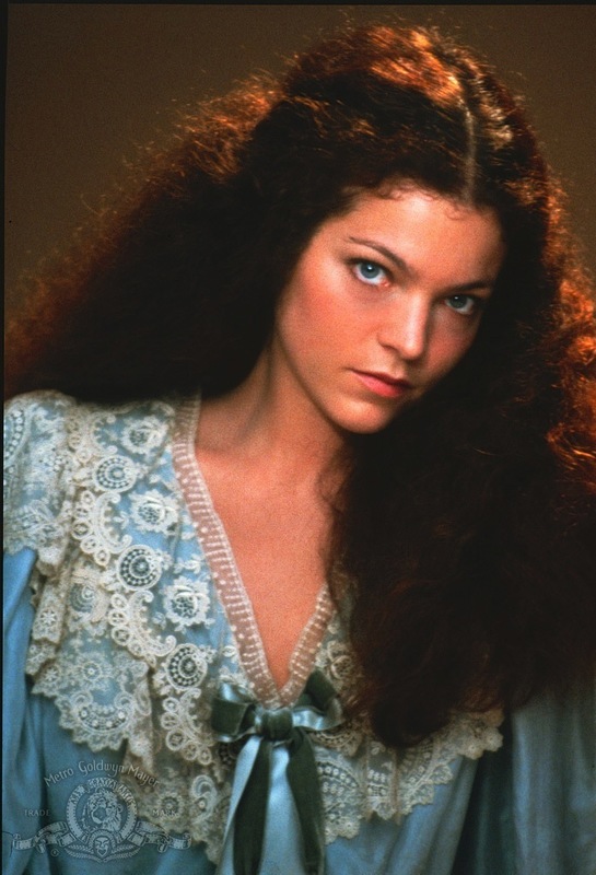 Amy Irving