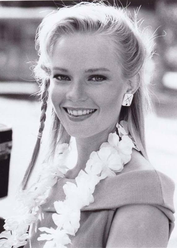 Amy Stoch's Instagram, Twitter & Facebook on IDCrawl