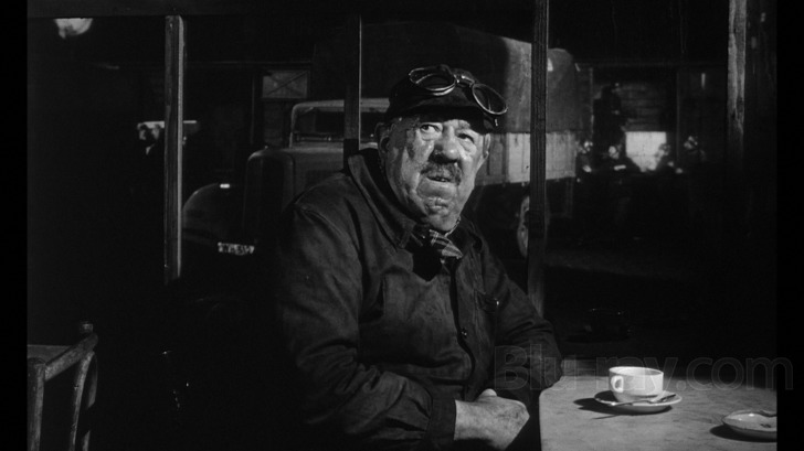 The Train Blu-ray (Screen Archives Entertainment Exclusive)