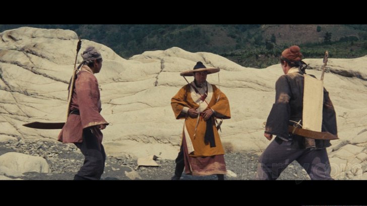 Dragon Inn Blu-ray (龍門客棧 / Lóng mén kè zhàn / Dragon Gate Inn / Masters ...