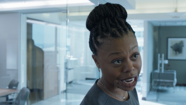 Insecure: The Complete First Season Blu-ray (Blu-ray + Digital HD)