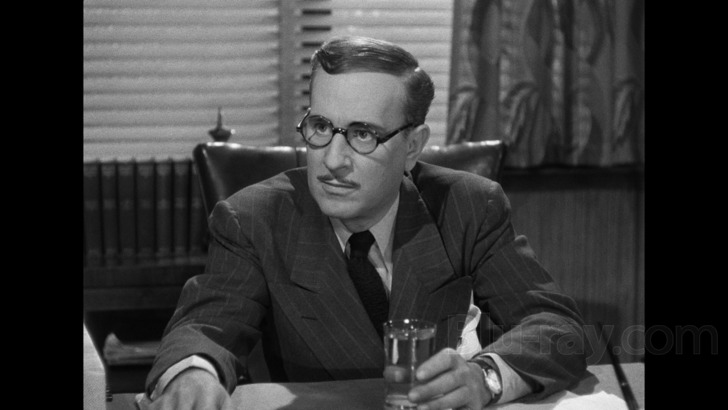 Little Giant Blu-ray