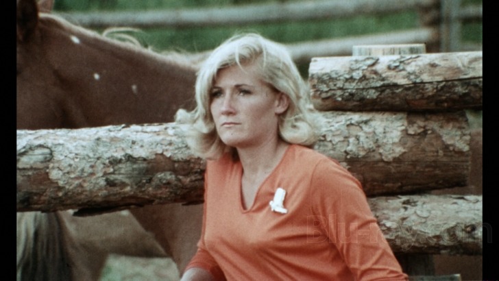 The Female Bunch Blu-ray (A Time To Run)