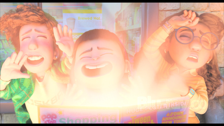 Turning Red 4K Blu-ray (4K Ultra HD + Blu-ray + Digital 4K)