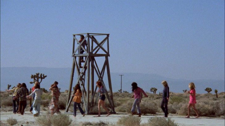 Terror Circus Blu-ray (Nightmare Circus / The Barn of the Naked Dead)