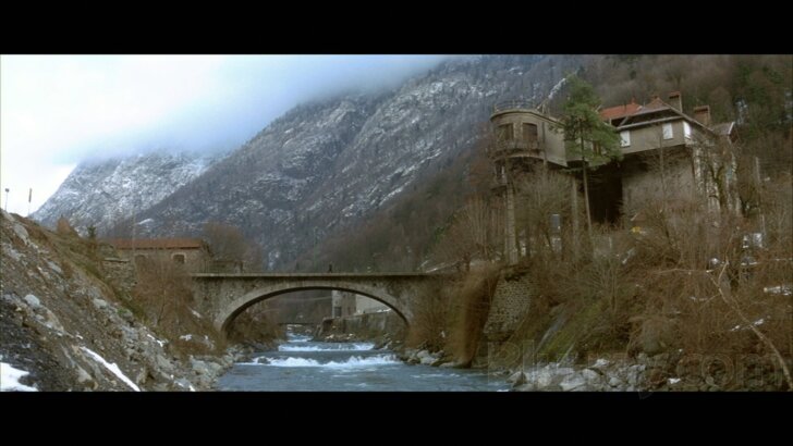 The Crimson Rivers Blu-ray (Les Rivières Pourpres)