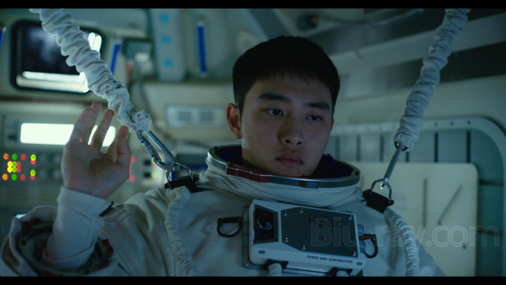 The Moon Blu-ray (더 문 / Deo mun)