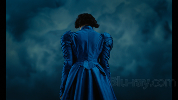 Poor Things Blu-ray (Blu-ray + Digital HD)