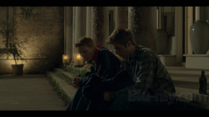 The Crown: The Complete Sixth and Final Season Blu-ray