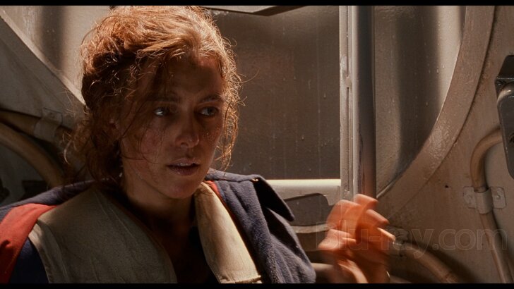 Below 4K Blu-ray (4K Ultra HD + Blu-ray)