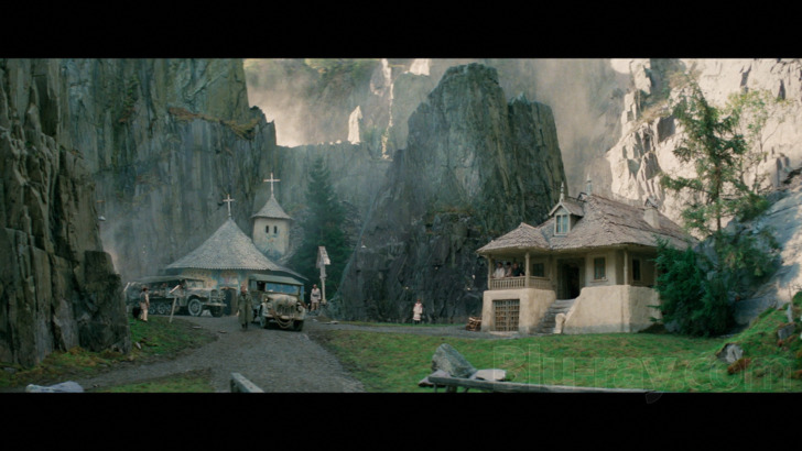 The Keep 4K Blu-ray (Slipcover in Original Retailer Pressing)