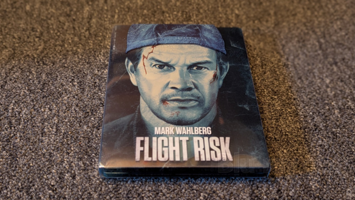 Flight Risk 4K Blu-ray (Amazon Exclusive SteelBook)