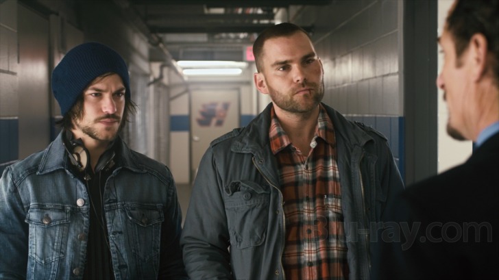 Goon Blu-ray (Blu-ray + DVD + Digital SD)